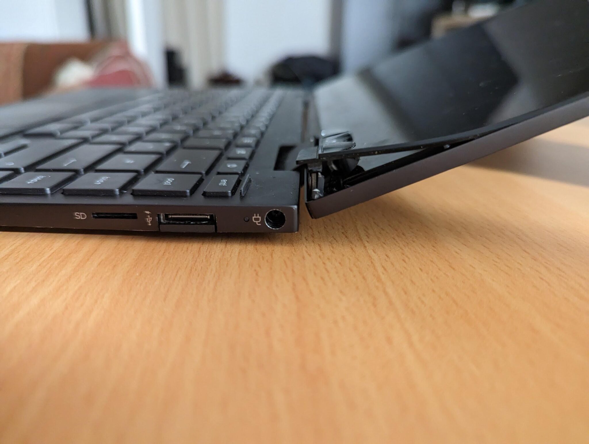 HP Spectre x360 Hinge Repair: Fixing a Loose or Broken Hinge